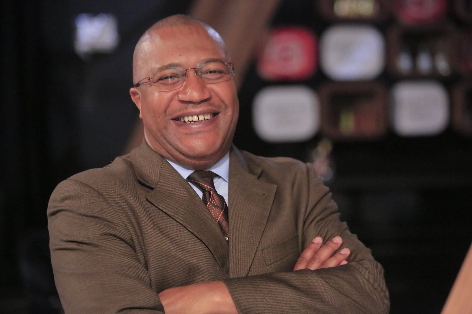 Euclides da Lomba aconselha artistas a investir na música e não em ...