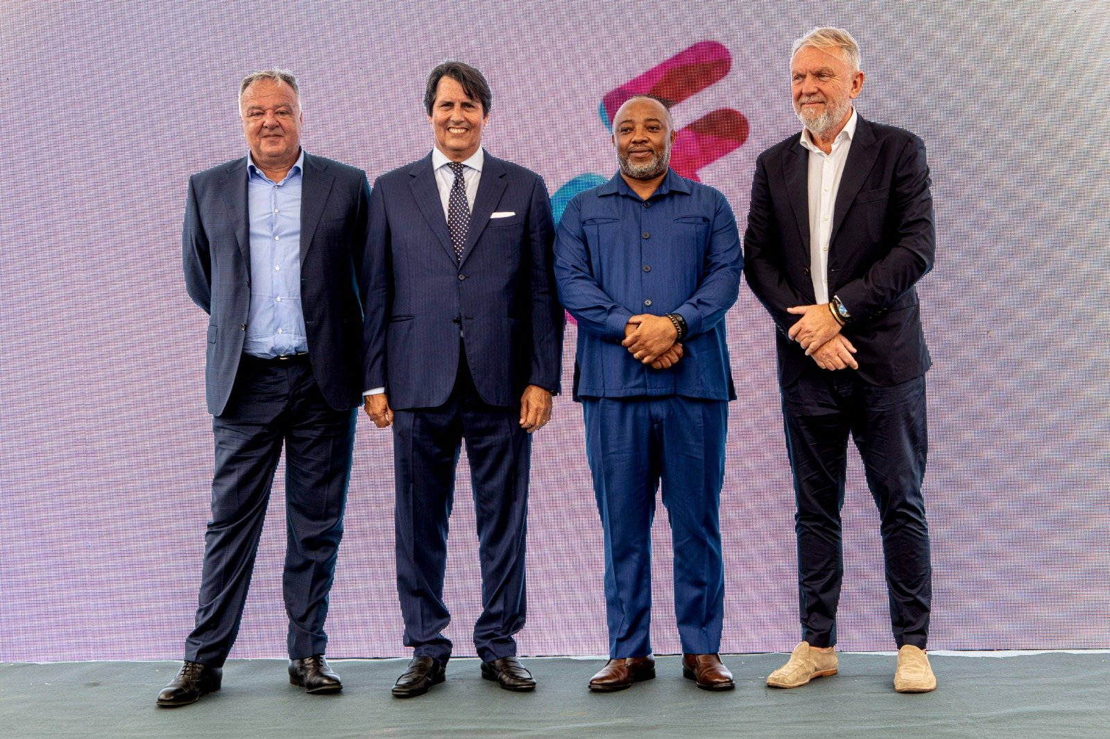 Candy Factory Angola exporta mais de 40 toneladas para São Tomé, Zâmbia ...