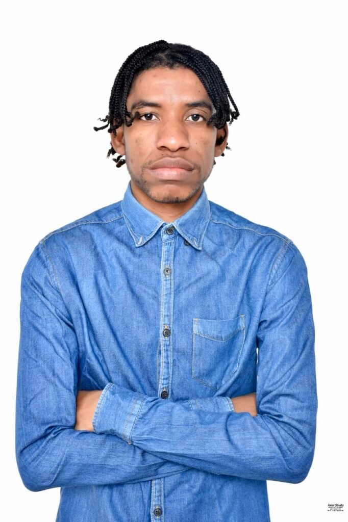 Escritor angolano Beni Dya Mbaxi indicado para melhor autor africano ...