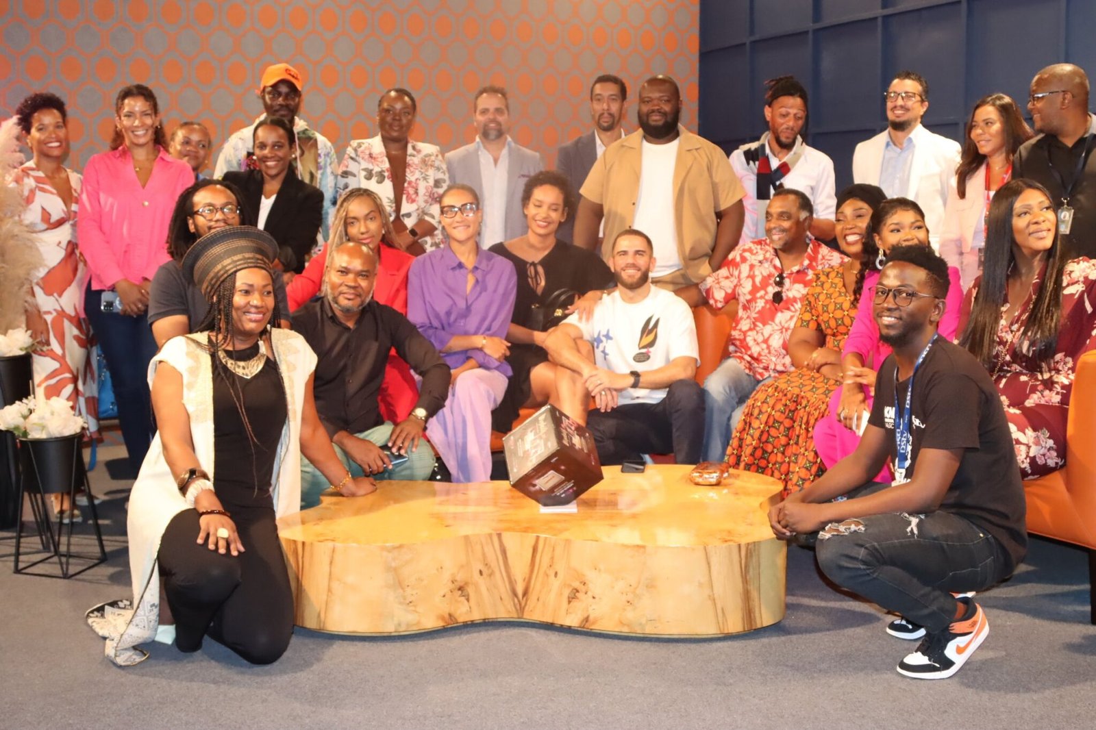 DStv apresenta nova novela “Windeck – A Origem da Ambição” com estreia ...