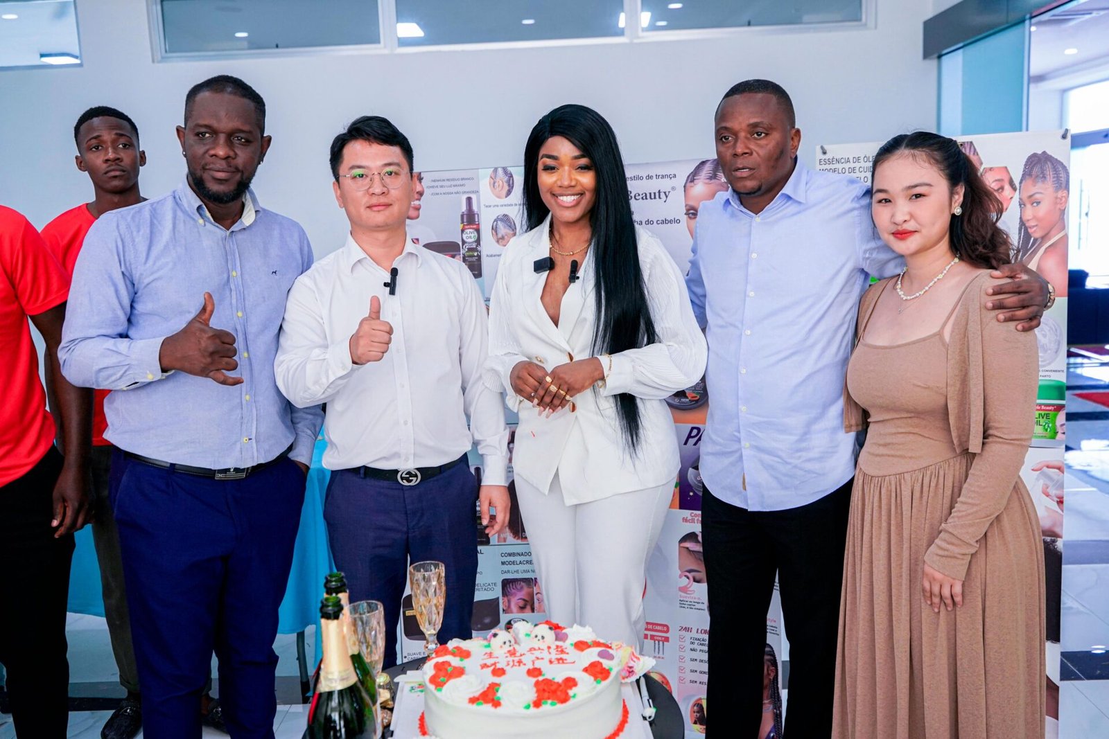 Jéssica Pitbull torna-se embaixadora da marca Apple Beauty da empresa ...