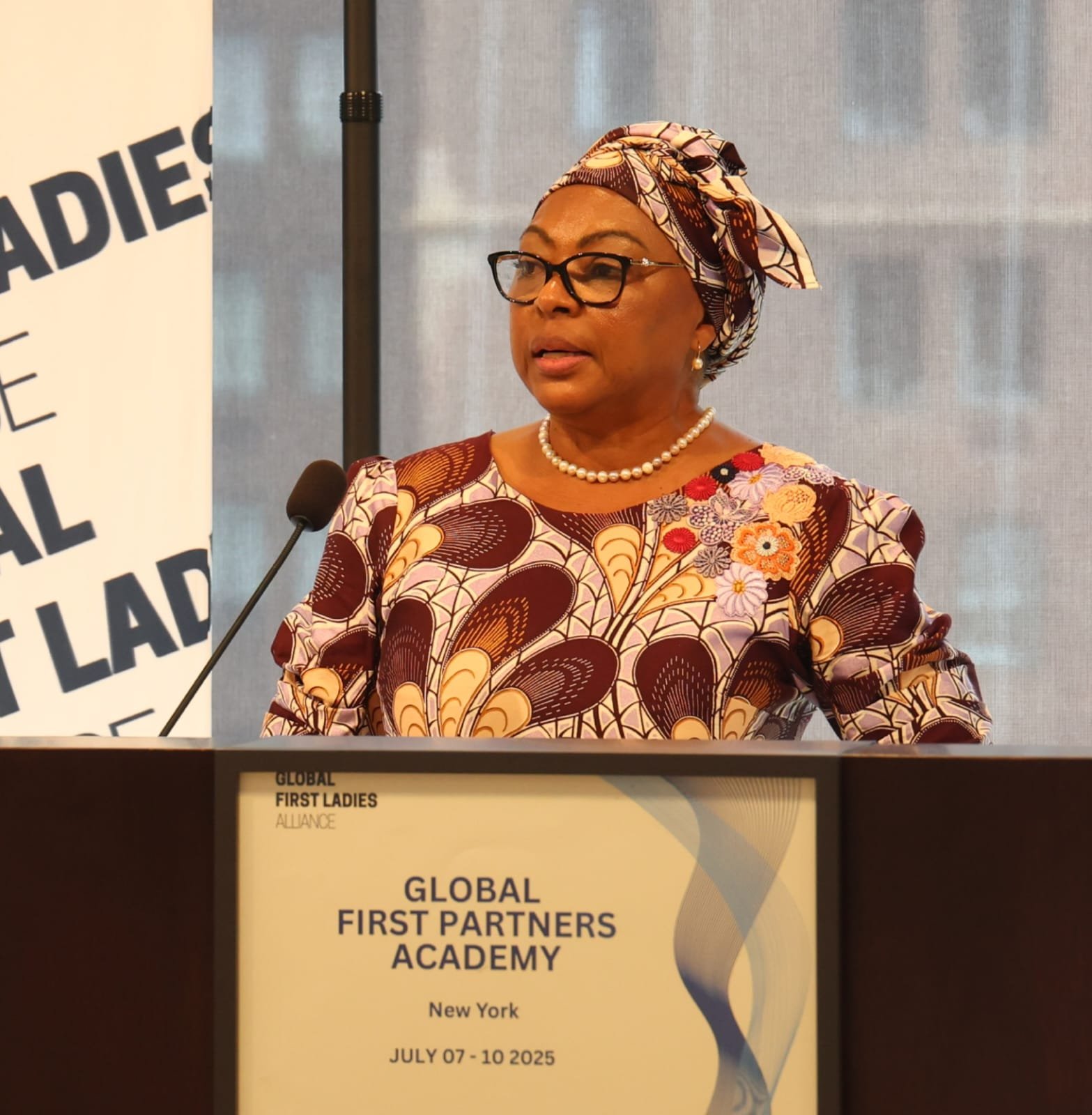 Primeira Dama da República de Angola Participou na Terceira Edição da ...