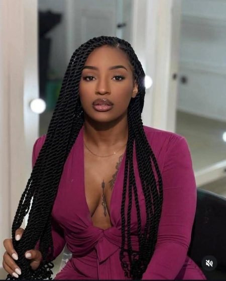 Neide Sofia exposta a tratamento aparentemente humilhante em aeroporto ...